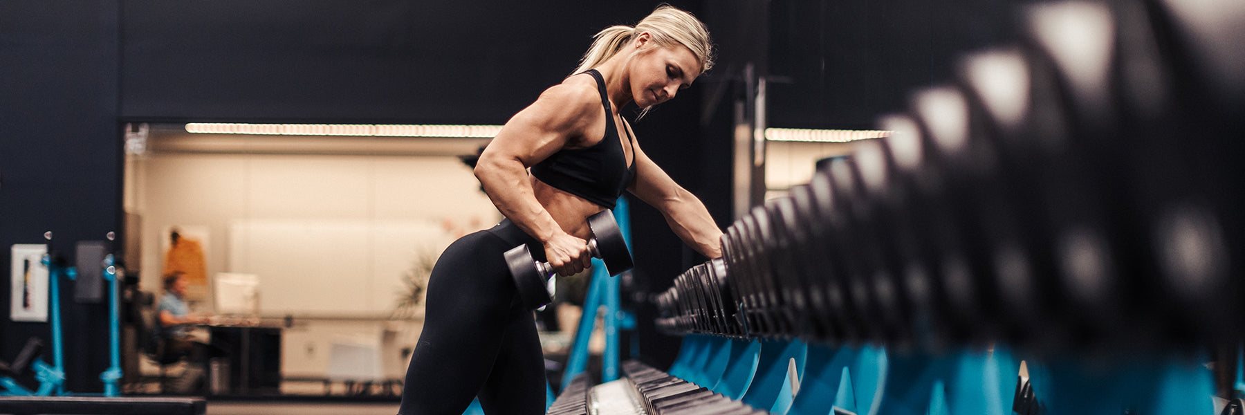 smashed head dumbbell bench