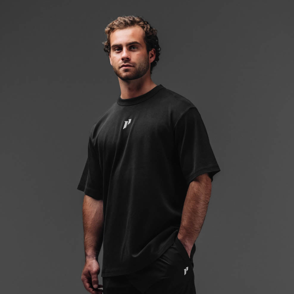 Relaxed Standard Crest Tee – 1st Phorm